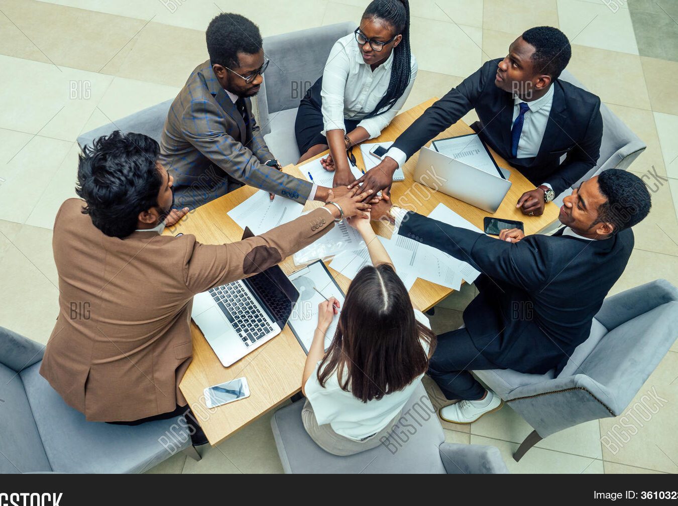 Dinámicas para fomentar la cohesión y colaboración en tu equipo
